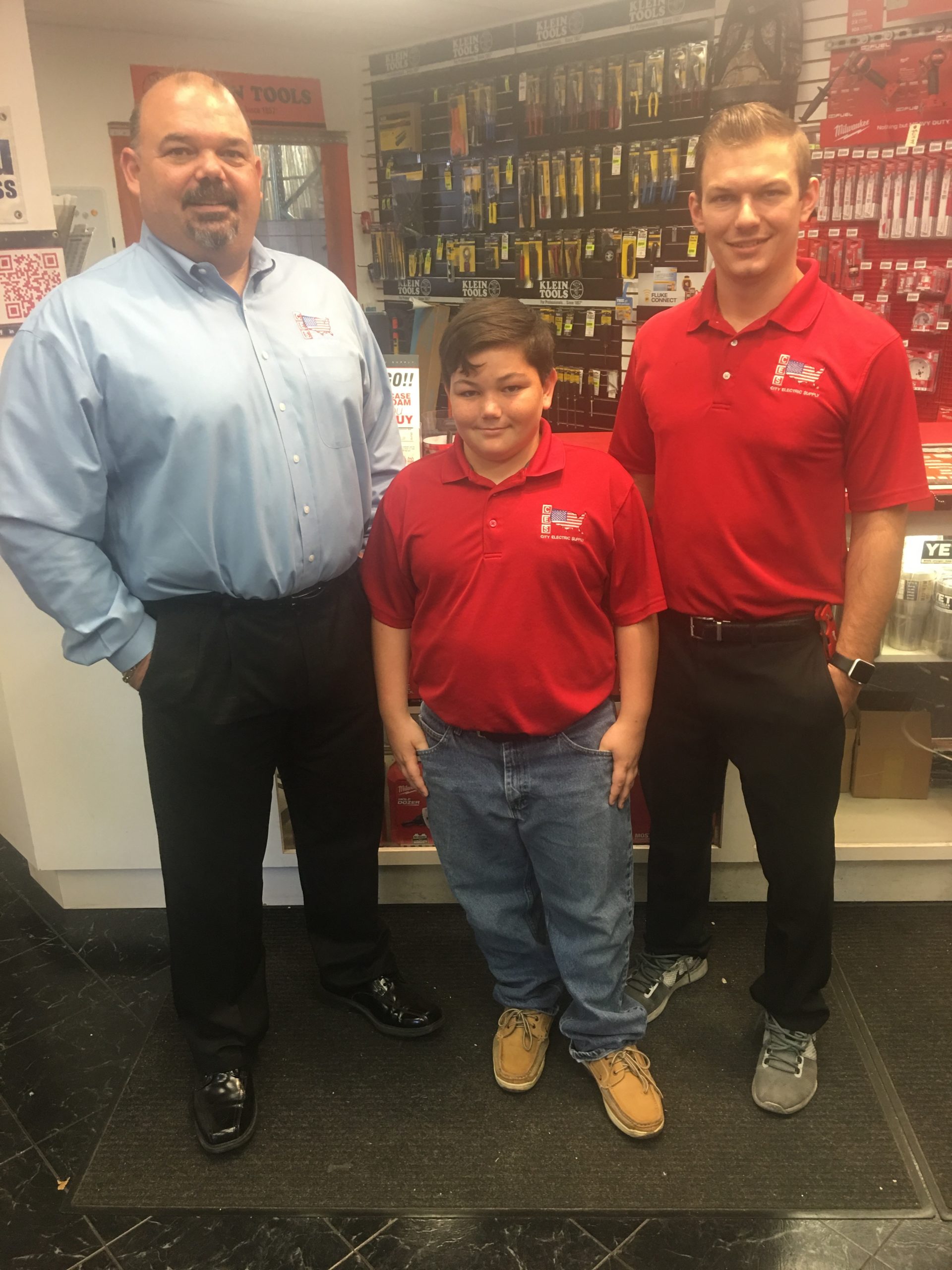 Mike Bertone Celebrates 30th Anniversary at CES - CESnews